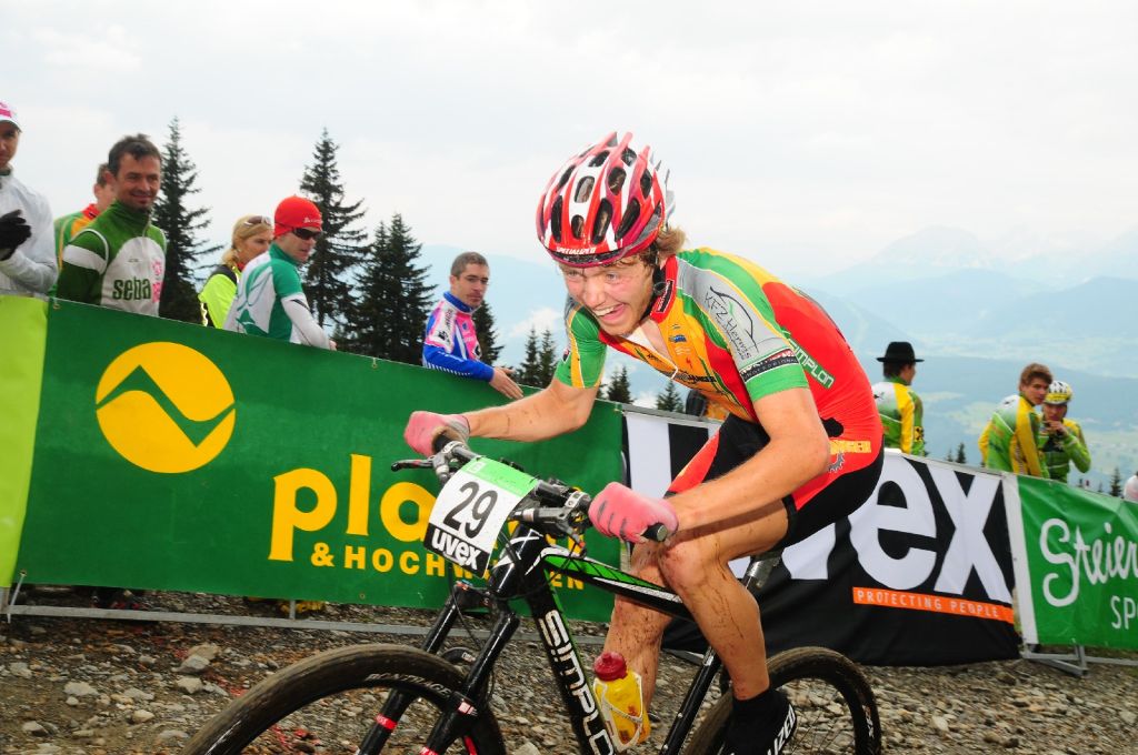 Jacob Nimpf drills it in the last 200m. Dude loves to climb. Photo ...